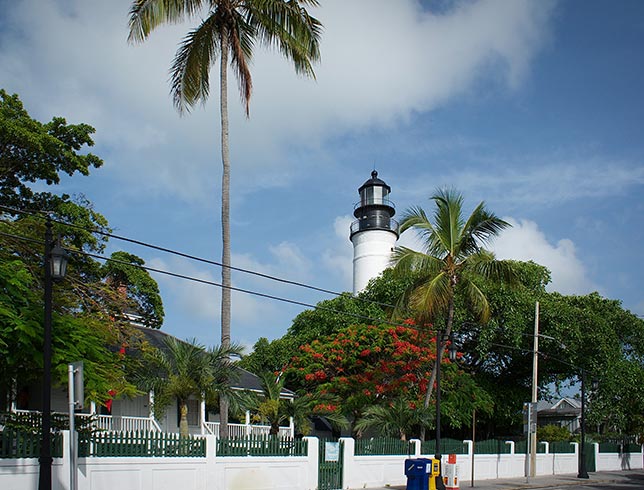 Southwinds Motel: Your Key West Getaway